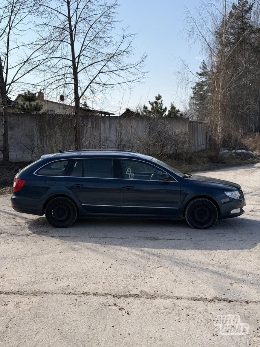 Skoda SuperB 2012 in Panevezys, with an engine capacity of 2.00 L and mileage of 390 thousand km for 1700 €, photo 4 on AUTOMOTO.COM.LV