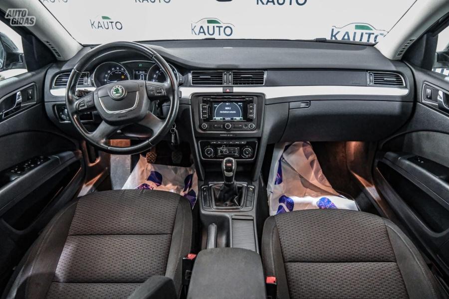 Skoda SuperB 2012 Kauņa, ar dzinēja tilpumu 2.00 L un nobraukumu 277 tūkst. km par 6990 €, foto 9 vietnē AUTOMOTO.COM.LV