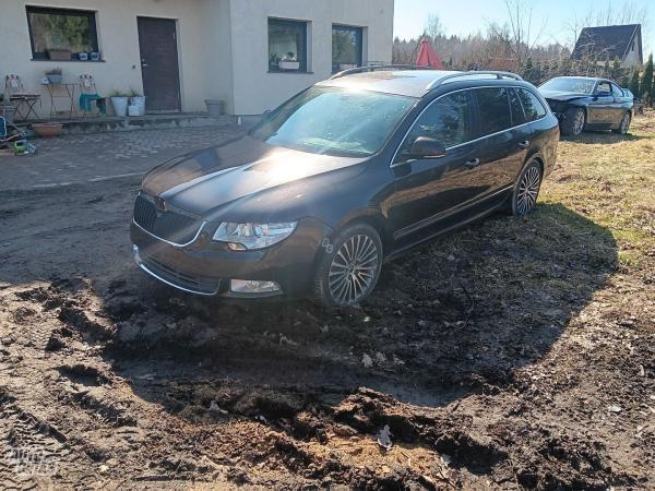 Skoda SuperB 2012 in Vilnius, with an engine capacity of 2.00 L and mileage of 310 thousand km for 4500 €, photo 3 on AUTOMOTO.COM.LV