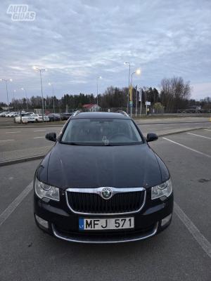 Skoda SuperB 2012 in Vilnius, with an engine capacity of 2.00 L and mileage of 313 thousand km for 6800 €, photo 4 on AUTOMOTO.COM.LV