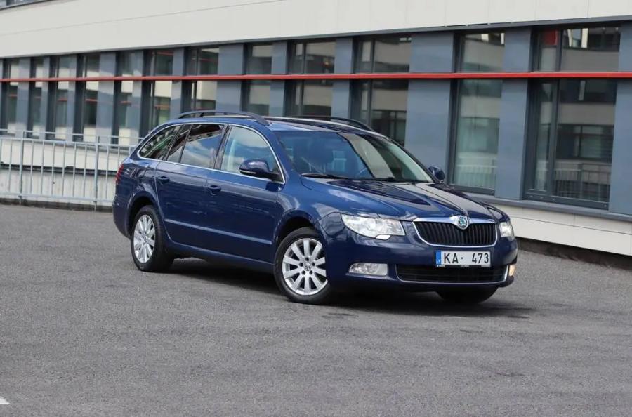 Skoda SuperB 2012 in Riga, with an engine capacity of 2.00 L and mileage of 362 thousand km for 3980 €, photo 1 on AUTOMOTO.COM.LV