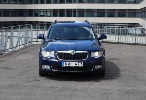 Skoda SuperB 2012 in Riga, with an engine capacity of 2.00 L and mileage of 362 thousand km for 3980 €, photo 3 on AUTOMOTO.COM.LV