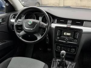Skoda SuperB 2012 in Riga, with an engine capacity of 2.00 L and mileage of 362 thousand km for 3980 €, photo 12 on AUTOMOTO.COM.LV