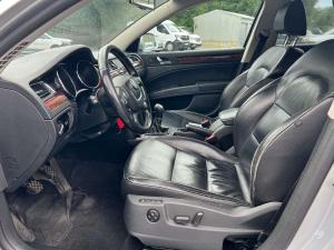 Skoda SuperB 2012 in Taurage, with an engine capacity of 2.00 L and mileage of 300 thousand km for 5350 €, photo 3 on AUTOMOTO.COM.LV