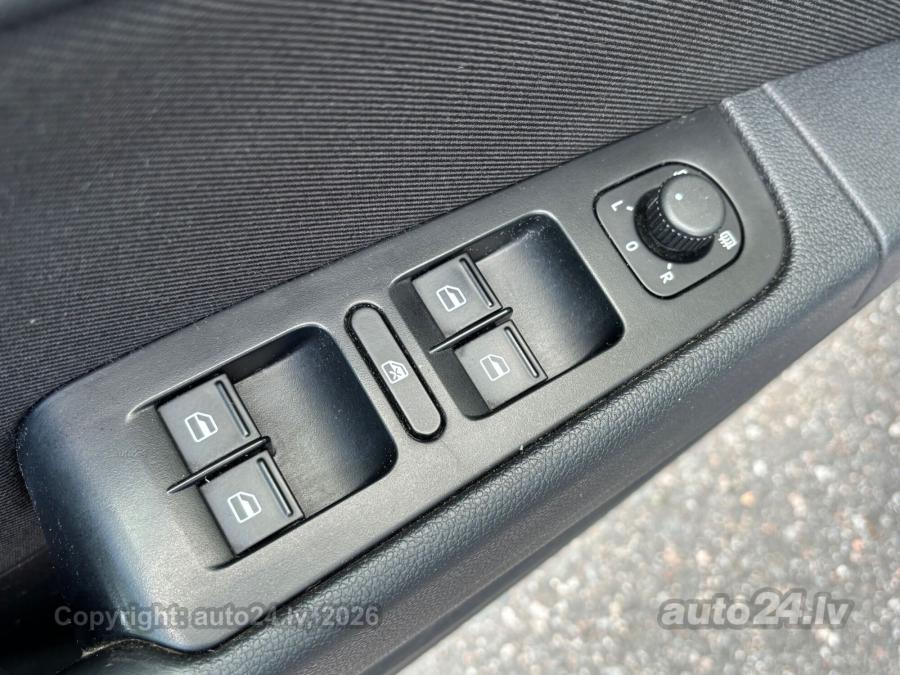Skoda SuperB 2012 in Paide, with an engine capacity of 1.80 L and mileage of 147 thousand km for 6890 €, photo 23 on AUTOMOTO.COM.LV