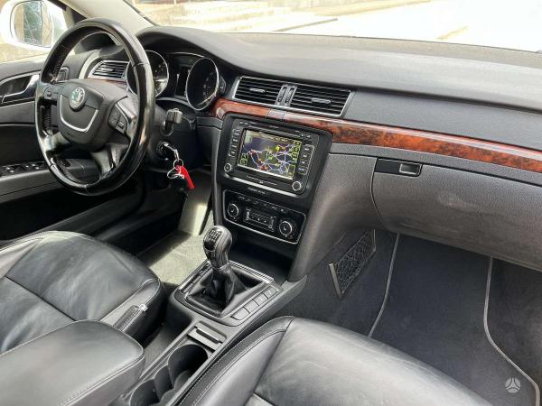 Skoda SuperB 2012 Šauļi, ar dzinēja tilpumu 2.00 L un nobraukumu 306 tūkst. km par 5450 €, foto 7 vietnē AUTOMOTO.COM.LV