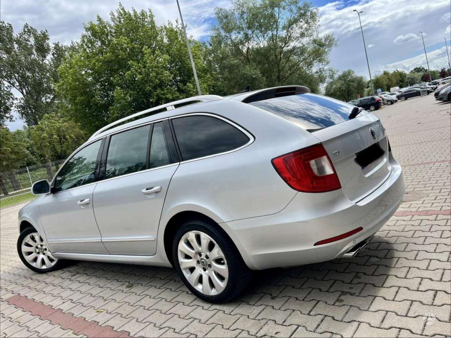 Skoda SuperB 2012 in Siauliai, with an engine capacity of 2.00 L and mileage of 308 thousand km for 5400 €, photo 7 on AUTOMOTO.COM.LV
