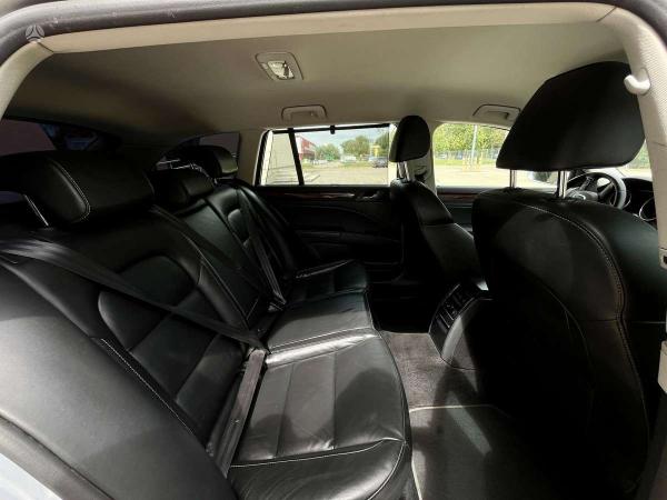 Skoda SuperB 2012 in Siauliai, with an engine capacity of 2.00 L and mileage of 308 thousand km for 5400 €, photo 10 on AUTOMOTO.COM.LV