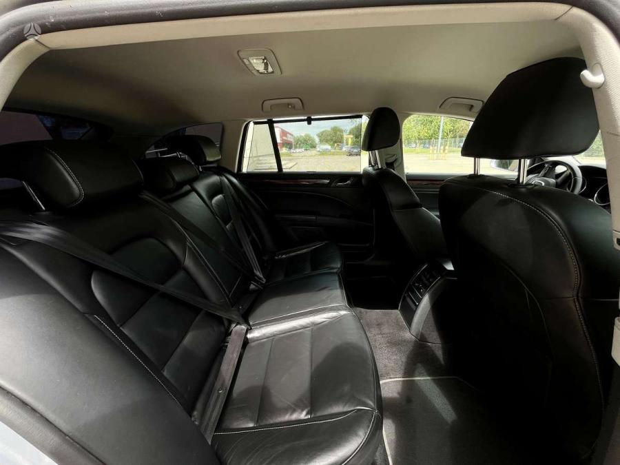 Skoda SuperB 2012 in Siauliai, with an engine capacity of 2.00 L and mileage of 308 thousand km for 5400 €, photo 11 on AUTOMOTO.COM.LV