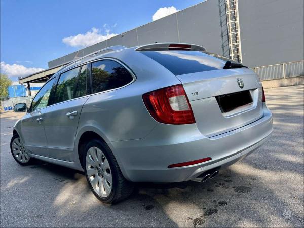 Skoda SuperB 2012 in Siauliai, with an engine capacity of 2.00 L and mileage of 310 thousand km for 5350 €, photo 6 on AUTOMOTO.COM.LV