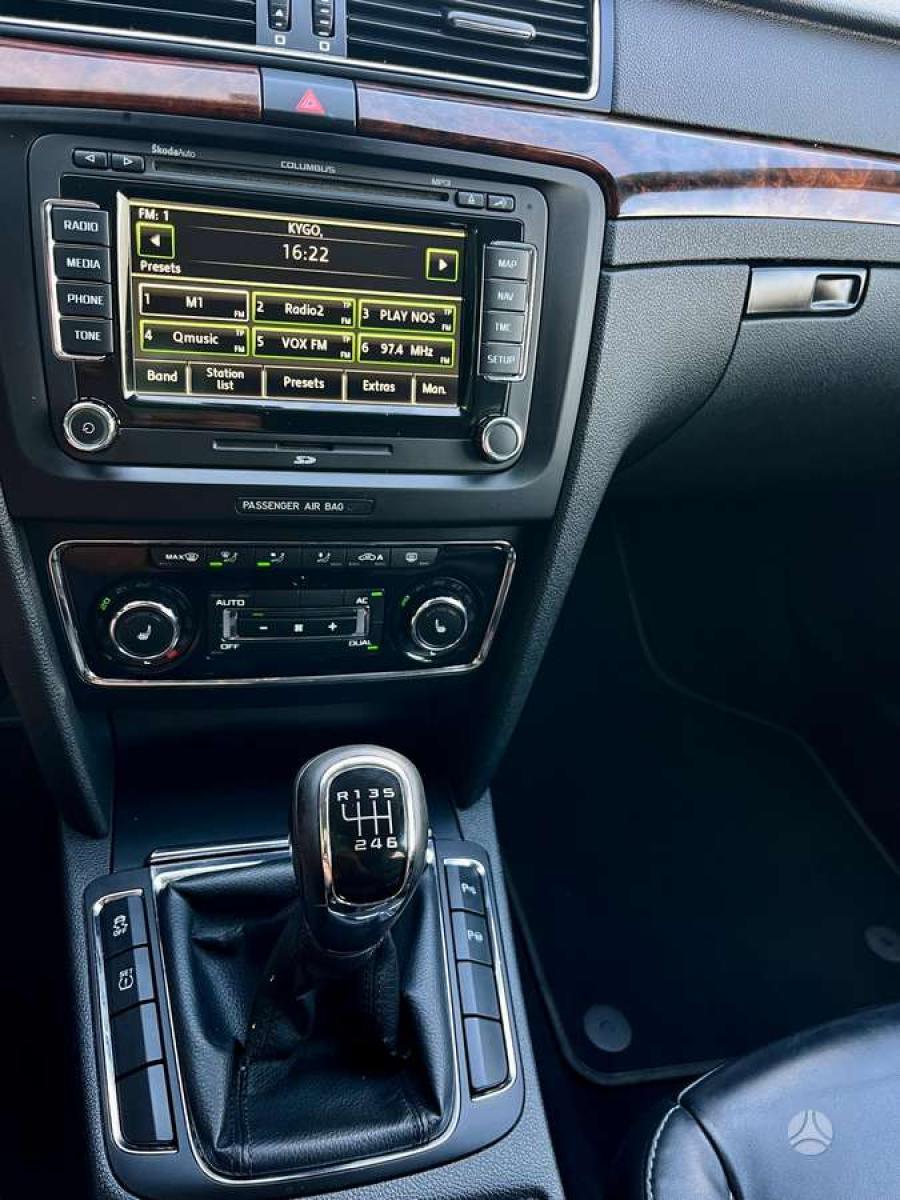 Skoda SuperB 2012 in Siauliai, with an engine capacity of 2.00 L and mileage of 310 thousand km for 5350 €, photo 15 on AUTOMOTO.COM.LV