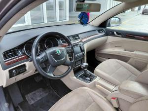 Skoda SuperB 2013 Viļņa, ar dzinēja tilpumu 1.97 L un nobraukumu 225 tūkst. km par 3300 €, foto 6 vietnē AUTOMOTO.COM.LV