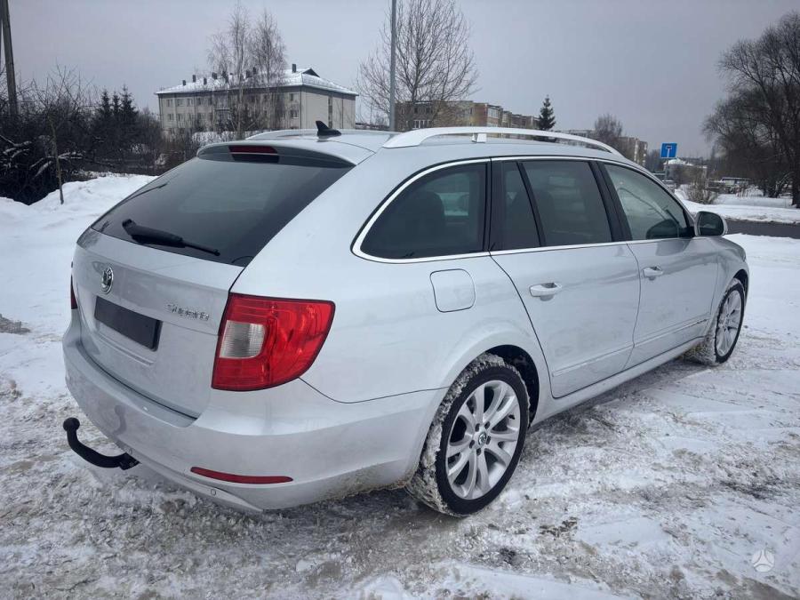 Skoda SuperB 2013 in Taurage, with an engine capacity of 1.97 L and mileage of 230 thousand km for 5990 €, photo 5 on AUTOMOTO.COM.LV