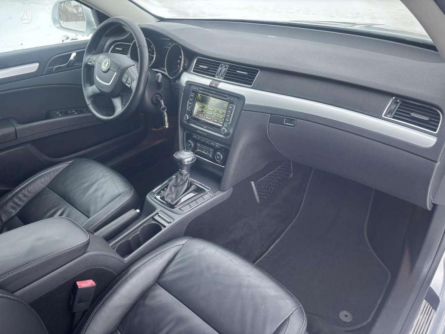 Skoda SuperB 2013 in Taurage, with an engine capacity of 1.97 L and mileage of 230 thousand km for 5990 €, photo 11 on AUTOMOTO.COM.LV