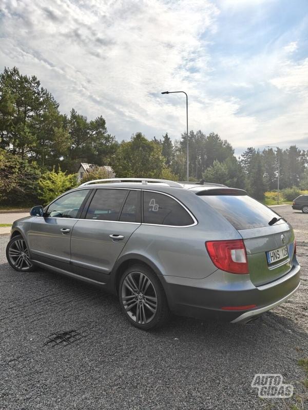 Skoda SuperB 2013 Viļņa, ar dzinēja tilpumu 2.00 L un nobraukumu 270 tūkst. km par 6200 €, foto 3 vietnē AUTOMOTO.COM.LV