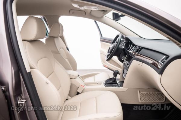 Skoda SuperB 2013 in Tallinn, with an engine capacity of 1.80 L and mileage of 27 thousand km for 14999 €, photo 10 on AUTOMOTO.COM.LV