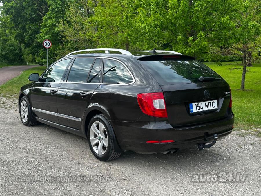 Skoda SuperB 2013 Tallina, ar dzinēja tilpumu 1.60 L un nobraukumu 276 tūkst. km par 6300 €, foto 4 vietnē AUTOMOTO.COM.LV