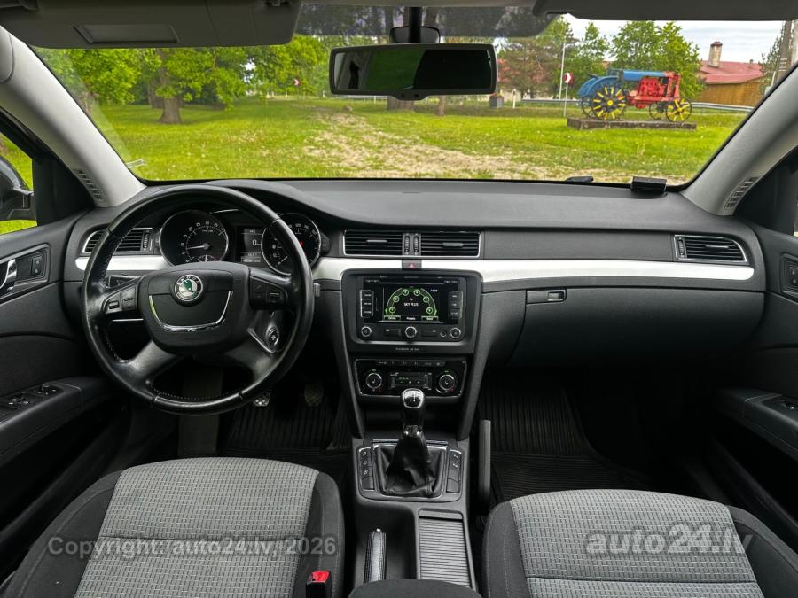 Skoda SuperB 2013 Tallina, ar dzinēja tilpumu 1.60 L un nobraukumu 276 tūkst. km par 6300 €, foto 8 vietnē AUTOMOTO.COM.LV
