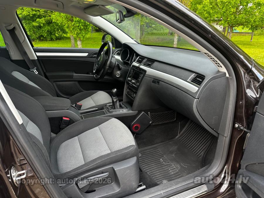 Skoda SuperB 2013 Tallina, ar dzinēja tilpumu 1.60 L un nobraukumu 276 tūkst. km par 6300 €, foto 11 vietnē AUTOMOTO.COM.LV