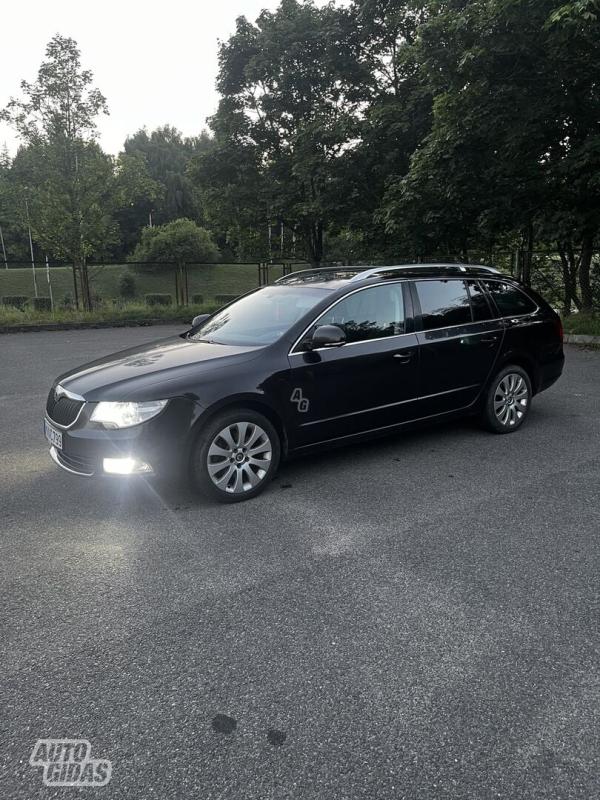 Skoda SuperB 2013 Viļņa, ar dzinēja tilpumu 2.00 L un nobraukumu 400 tūkst. km par 3700 €, foto 2 vietnē AUTOMOTO.COM.LV