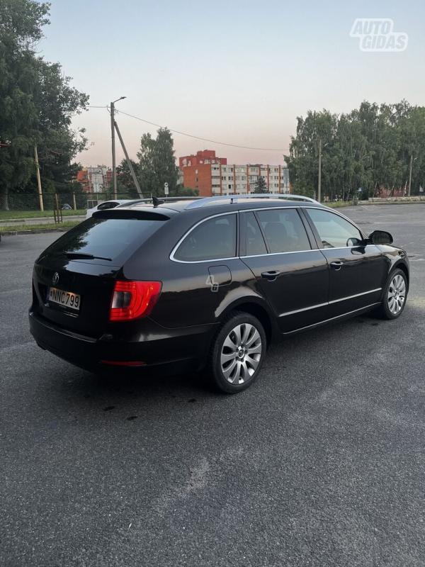Skoda SuperB 2013 Viļņa, ar dzinēja tilpumu 2.00 L un nobraukumu 400 tūkst. km par 3700 €, foto 4 vietnē AUTOMOTO.COM.LV