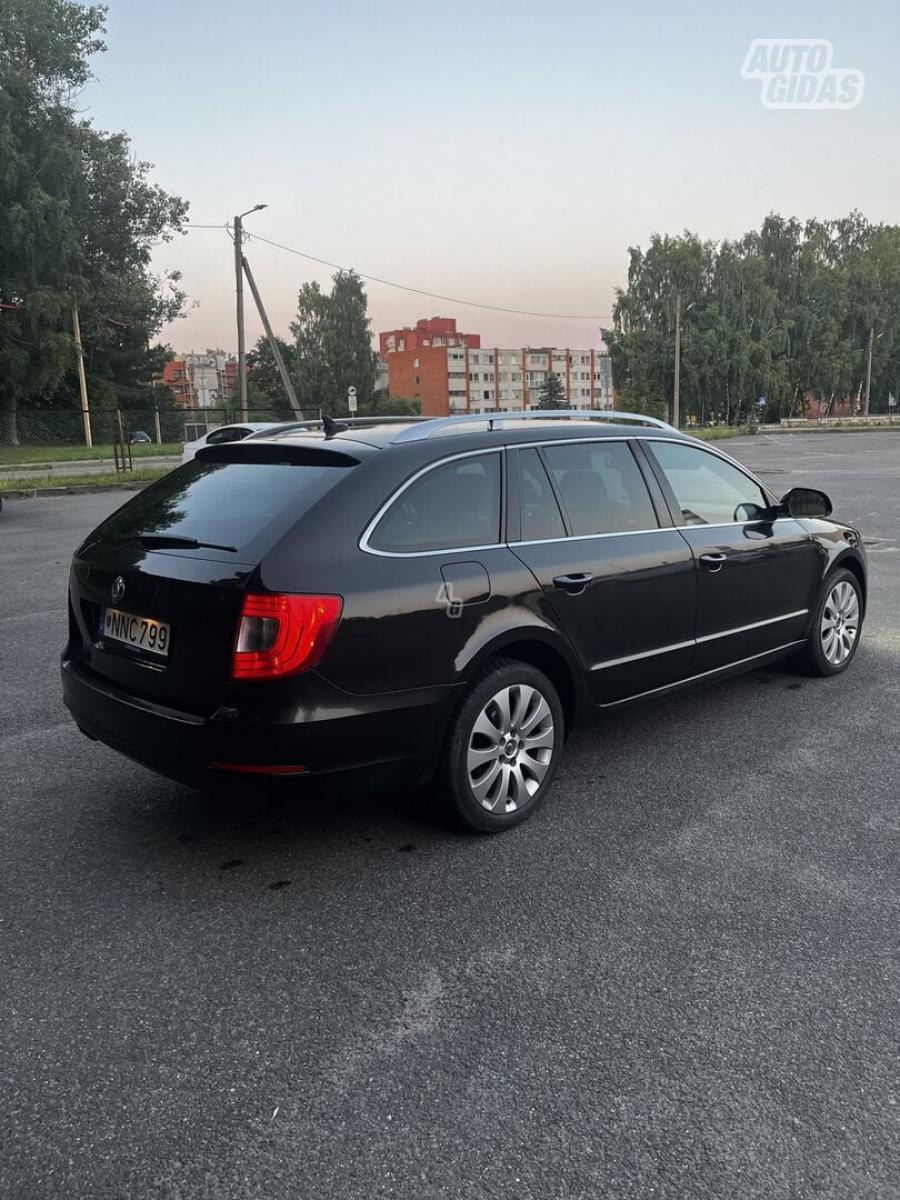 Skoda SuperB 2013 in Vilnius, with an engine capacity of 2.00 L and mileage of 400 thousand km for 3700 €, photo 5 on AUTOMOTO.COM.LV