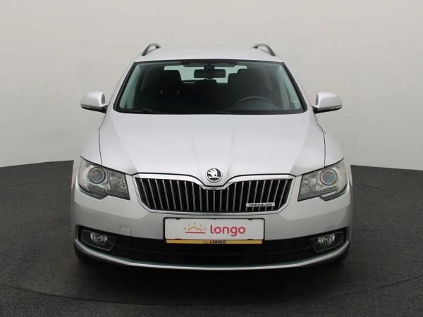 Skoda SuperB 2014 in Vilnius, with an engine capacity of 1.60 L and mileage of 207 thousand km for 6999 €, photo 3 on AUTOMOTO.COM.LV