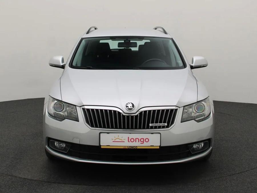 Skoda SuperB 2014 Viļņa, ar dzinēja tilpumu 1.60 L un nobraukumu 207 tūkst. km par 6999 €, foto 4 vietnē AUTOMOTO.COM.LV