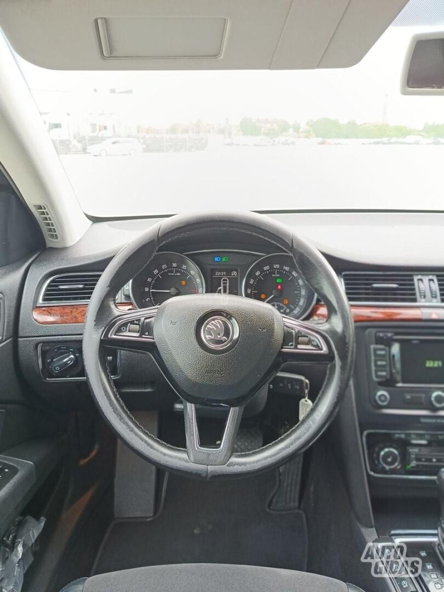 Skoda SuperB 2014 in Marijampole, with an engine capacity of 2.00 L and mileage of 297 thousand km for 6450 €, photo 21 on AUTOMOTO.COM.LV