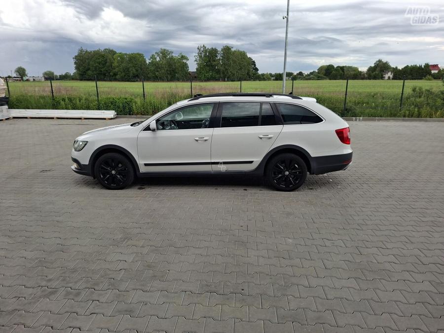 Skoda SuperB 2014 in Kaunas, with an engine capacity of 2.00 L and mileage of 330 thousand km for 5850 €, photo 5 on AUTOMOTO.COM.LV