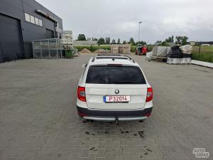Skoda SuperB 2014 in Kaunas, with an engine capacity of 2.00 L and mileage of 330 thousand km for 5850 €, photo 7 on AUTOMOTO.COM.LV