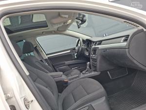 Skoda SuperB 2014 in Kaunas, with an engine capacity of 2.00 L and mileage of 330 thousand km for 5850 €, photo 16 on AUTOMOTO.COM.LV