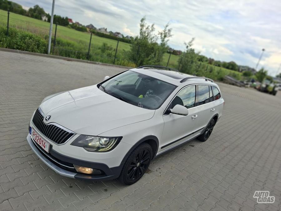 Skoda SuperB 2014 in Kaunas, with an engine capacity of 2.00 L and mileage of 330 thousand km for 5850 €, photo 20 on AUTOMOTO.COM.LV