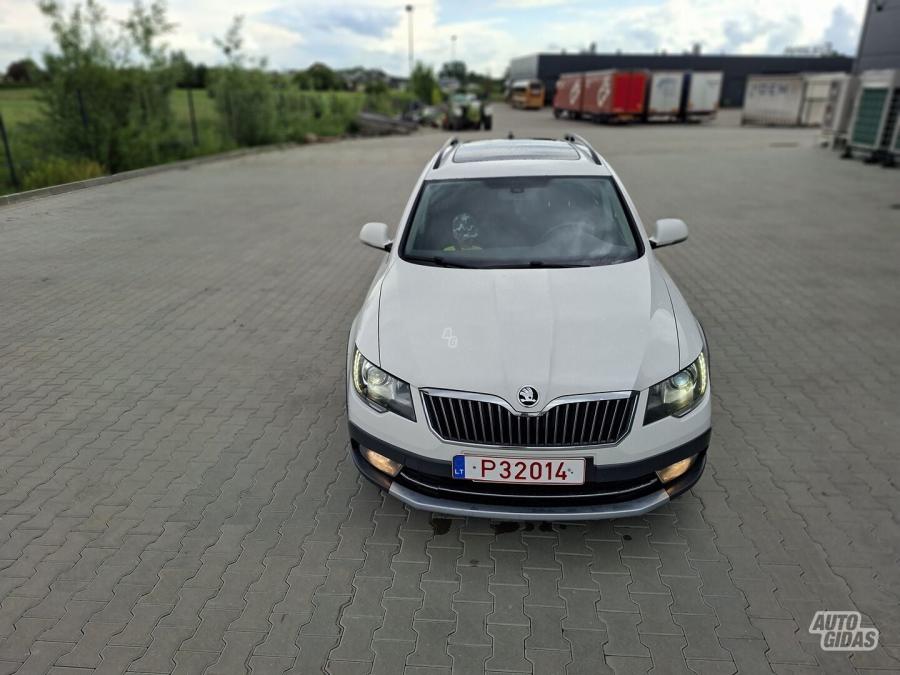 Skoda SuperB 2014 in Kaunas, with an engine capacity of 2.00 L and mileage of 330 thousand km for 5850 €, photo 22 on AUTOMOTO.COM.LV