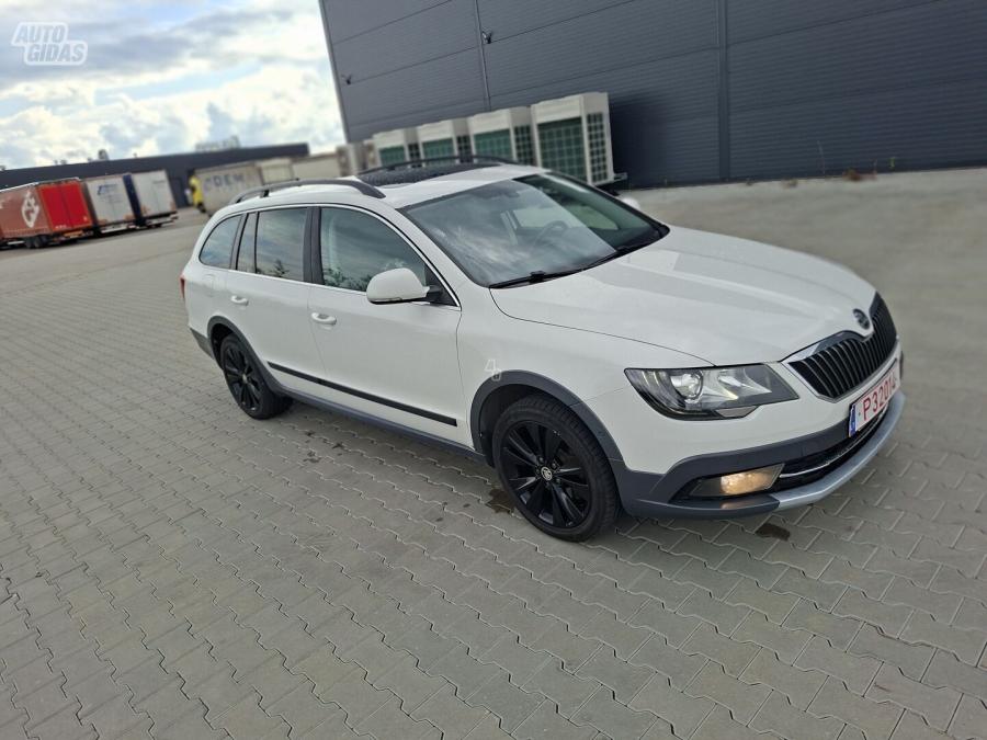 Skoda SuperB 2014 in Kaunas, with an engine capacity of 2.00 L and mileage of 330 thousand km for 5850 €, photo 24 on AUTOMOTO.COM.LV