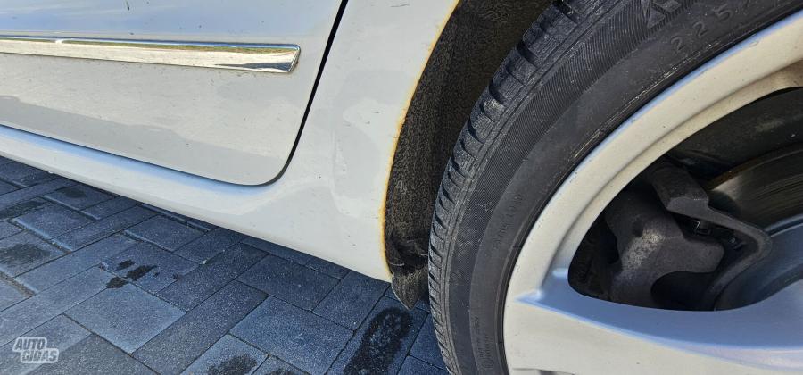 Skoda SuperB 2014 in Mazeikiai, with an engine capacity of 2.00 L and mileage of 406 thousand km for 5500 €, photo 10 on AUTOMOTO.COM.LV