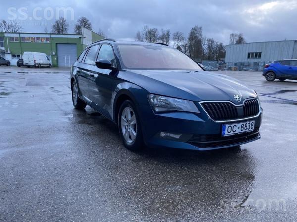 Skoda SuperB 2015 Rīga, ar dzinēja tilpumu 1.60 L un nobraukumu 290 tūkst. km par 9400 €, foto 4 vietnē AUTOMOTO.COM.LV