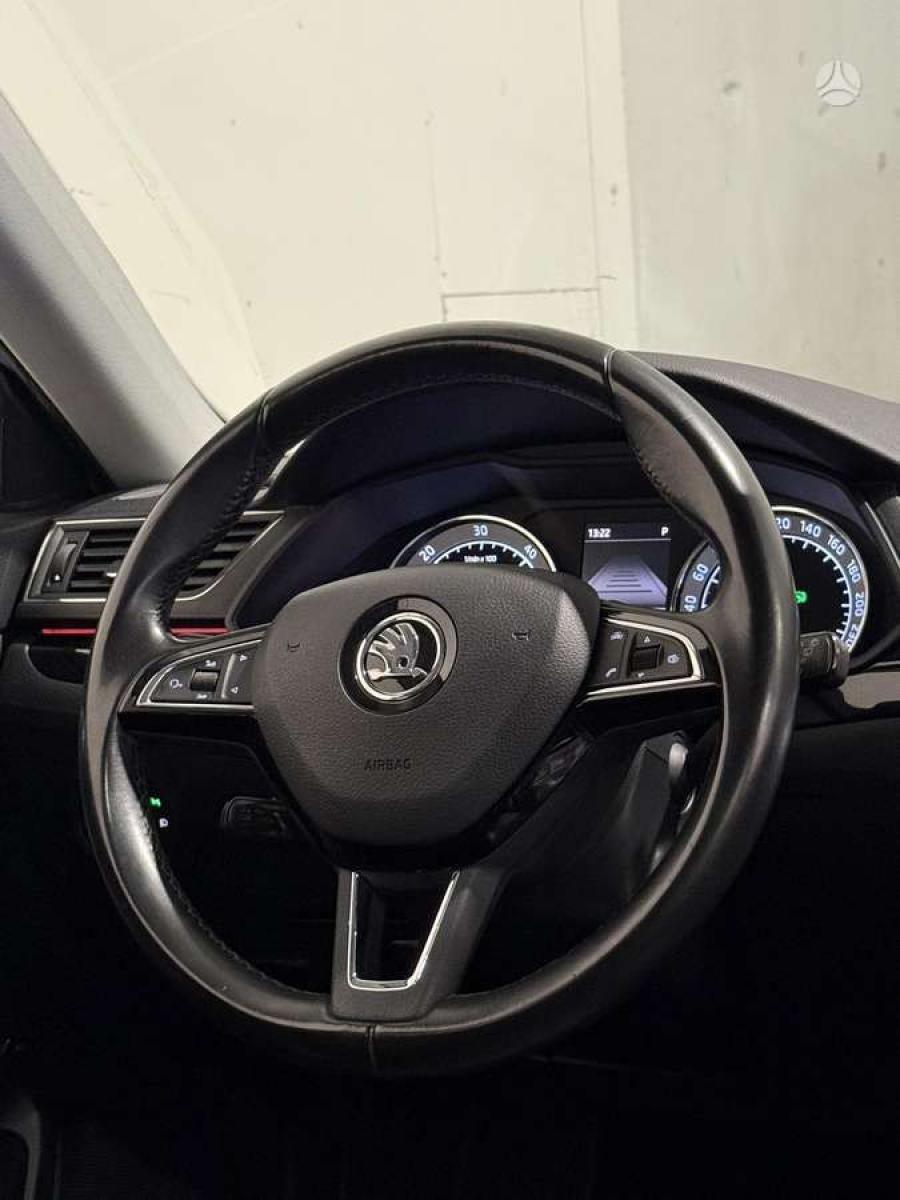 Skoda SuperB 2016 Klaipėda, ar dzinēja tilpumu 0.00 L un nobraukumu 214 tūkst. km par 15900 €, foto 5 vietnē AUTOMOTO.COM.LV