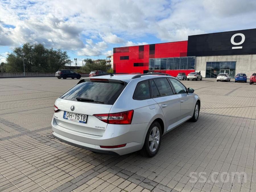 Skoda SuperB 2017 in Riga, with an engine capacity of 1.60 L and mileage of 283 thousand km for 9450 €, photo 3 on AUTOMOTO.COM.LV