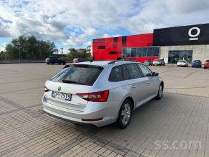 Skoda SuperB 2017 in Riga, with an engine capacity of 1.60 L and mileage of 283 thousand km for 9400 €, photo 3 on AUTOMOTO.COM.LV