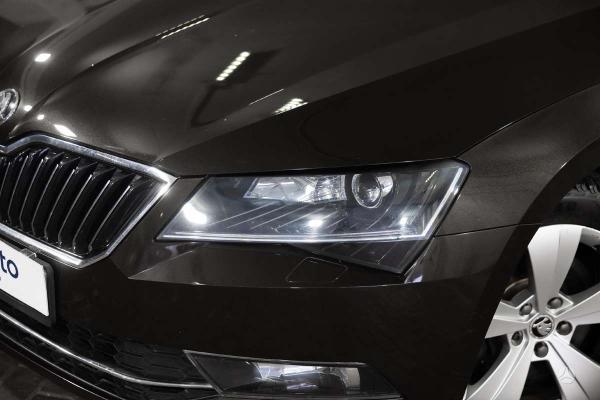 Skoda SuperB 2017 in Vilnius, with an engine capacity of 1.40 L and mileage of 104 thousand km for 15441 €, photo 5 on AUTOMOTO.COM.LV
