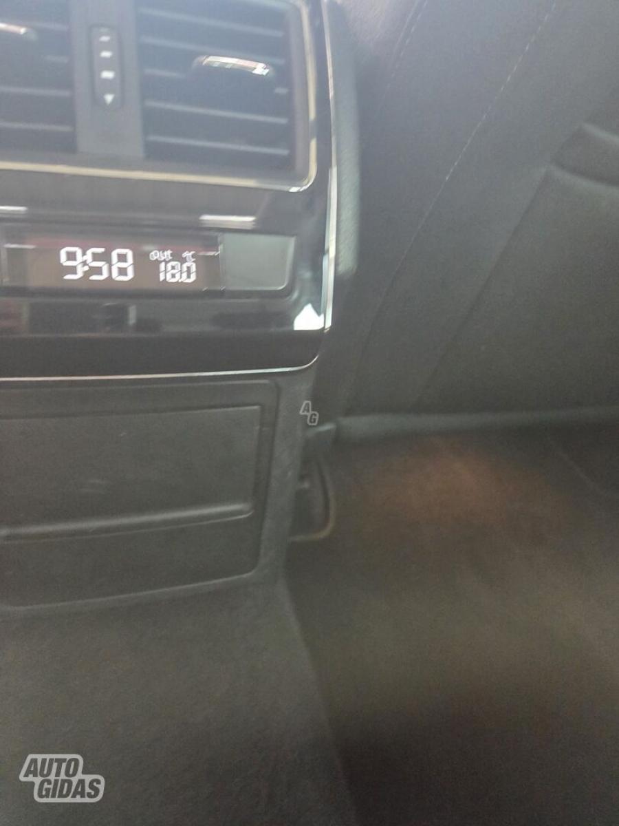 Skoda SuperB 2017 in Jurbarkas, with an engine capacity of 1.40 L and mileage of 189 thousand km for 9500 €, photo 14 on AUTOMOTO.COM.LV