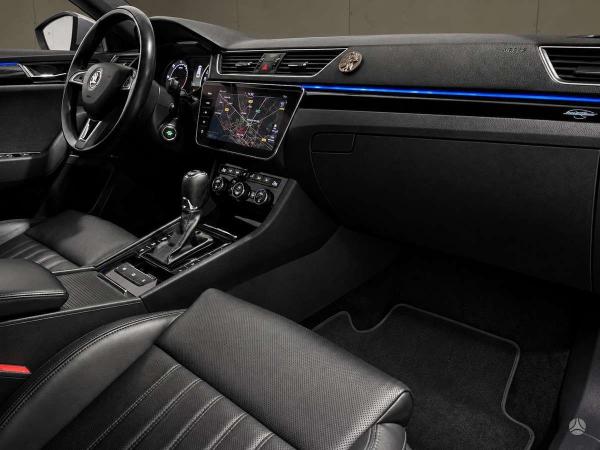 Skoda SuperB 2018 in Klaipeda on AUTOMOTO.COM.LV Skoda SuperB 2018 in Klaipeda, with an engine capacity of 0.00 L and mileage of 250 thousand km for 14999 €, photo 5 on AUTOMOTO.COM.LV