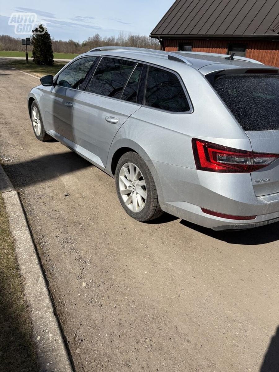 Skoda SuperB 2019 in Vilnius, with an engine capacity of 2.00 L and mileage of 261 thousand km for 13000 €, photo 10 on AUTOMOTO.COM.LV