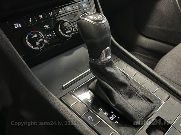 Skoda SuperB 2020 in Tallinn, with an engine capacity of 2.00 L and mileage of 247 thousand km for 12900 €, photo 5 on AUTOMOTO.COM.LV