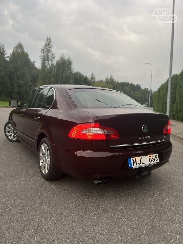 Violet Skoda SuperB 2008 in Vilnius, with an engine capacity of 1.80 L and mileage of 300 thousand km for 1900 €, photo 5 on AUTOMOTO.COM.LV