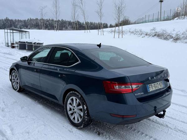 Violet Skoda SuperB 2020 in Vilnius, with an engine capacity of 2.00 L and mileage of 274 thousand km for 11500 €, photo 5 on AUTOMOTO.COM.LV