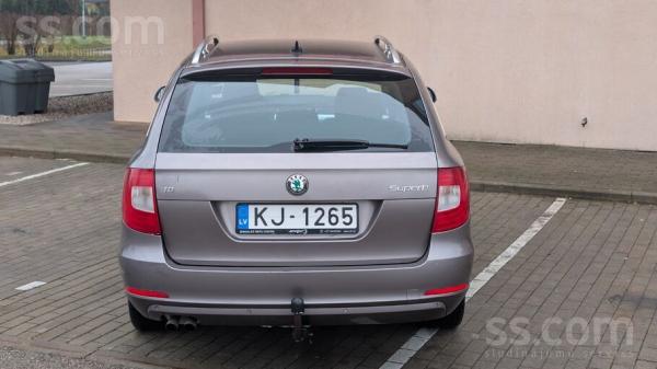 Violet Skoda SuperB 2010 in Jelgava, with an engine capacity of 1.60 L and mileage of 298 thousand km for 2350 €, photo 6 on AUTOMOTO.COM.LV
