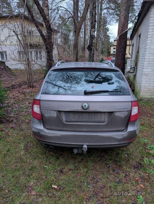 Violet Skoda SuperB 2011 in Tallinn, with an engine capacity of 1.80 L and mileage of 224 thousand km for 3000 €, photo 2 on AUTOMOTO.COM.LV