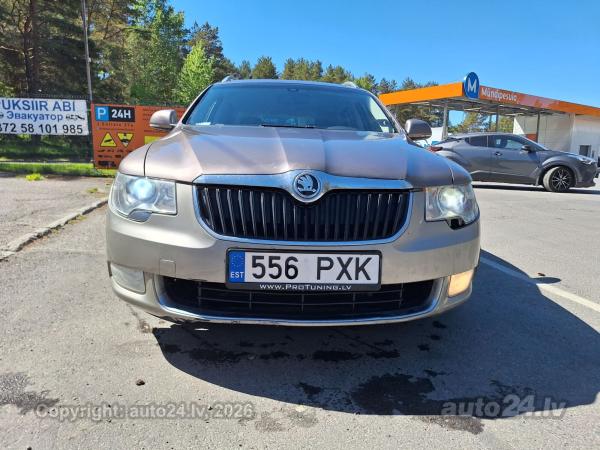 Violet Skoda SuperB 2011 in Tallinn, with an engine capacity of 2.00 L and mileage of 370 thousand km for 3299 €, photo 1 on AUTOMOTO.COM.LV